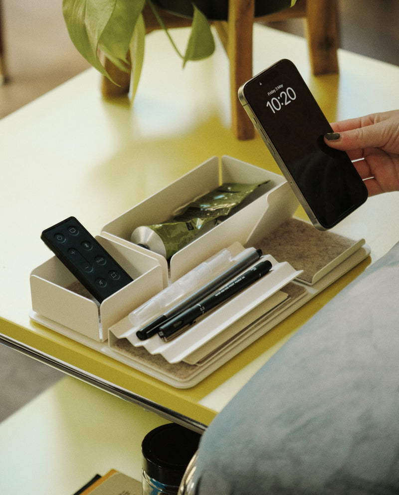 Gather: Your Desk Simplified – Ugmonk