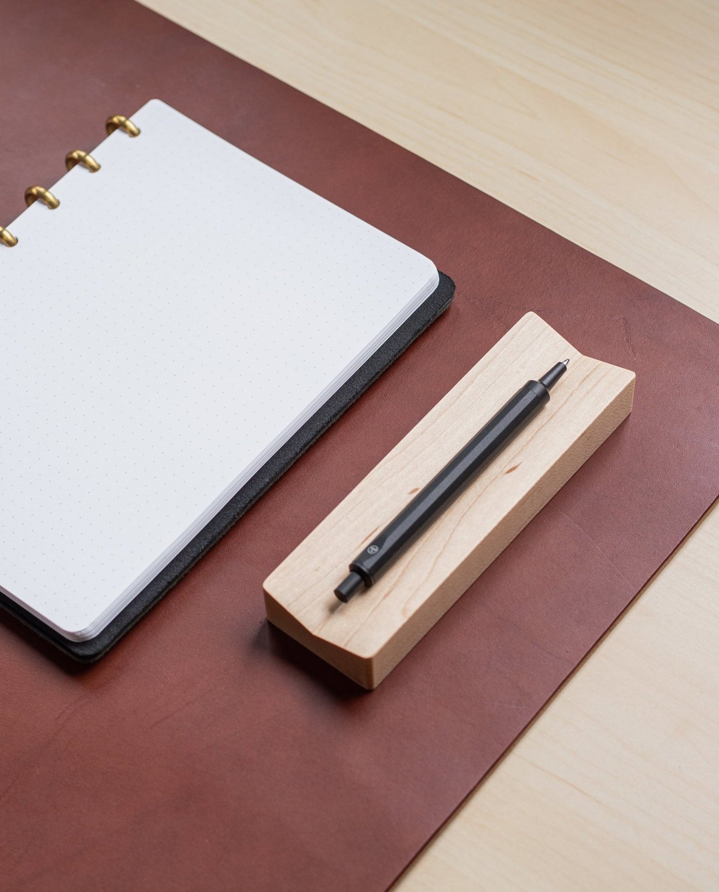 Pen Tray (Maple) – Ugmonk